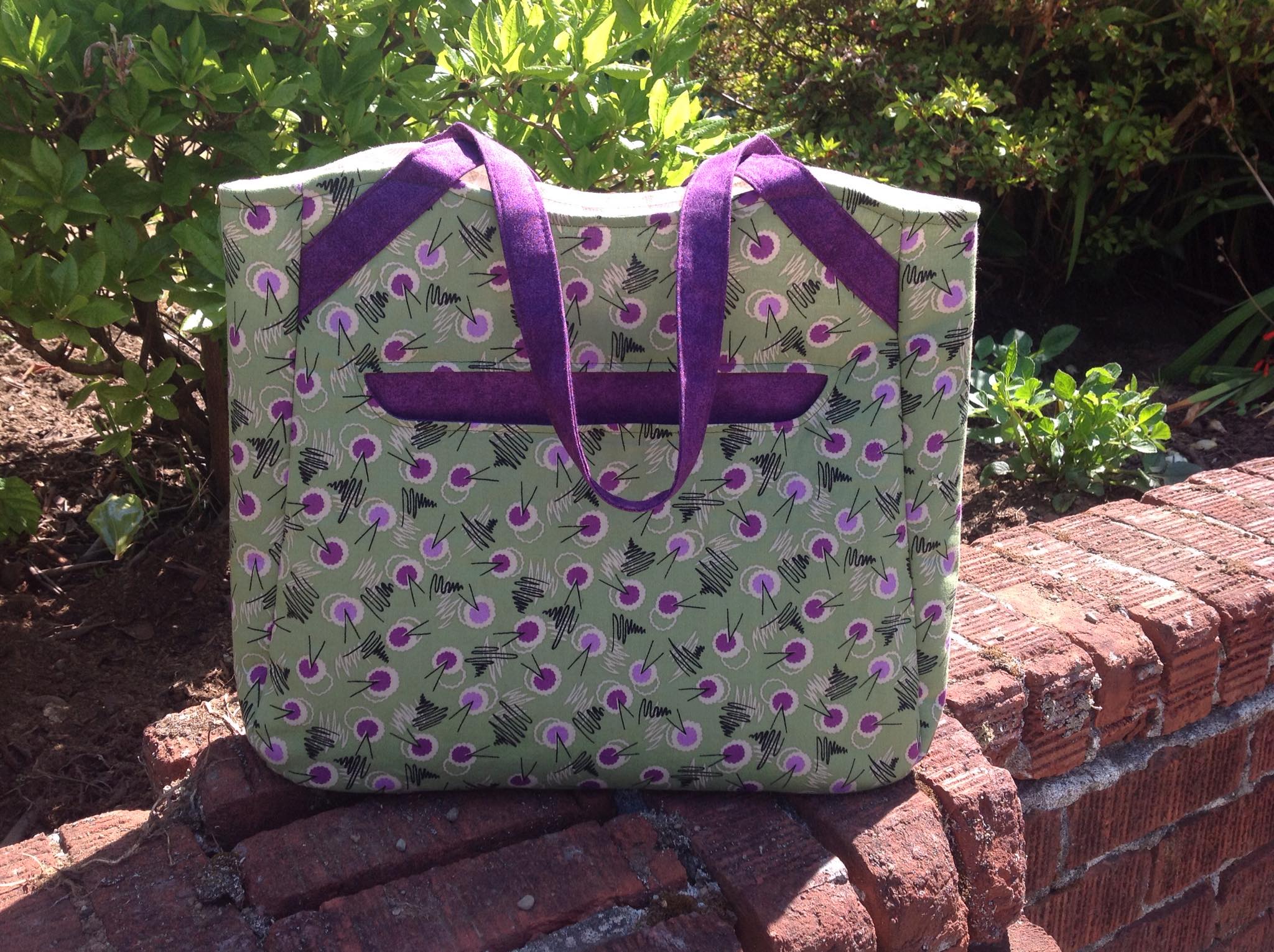 The Alice shopper tote was fun to put together. Pattern from ...